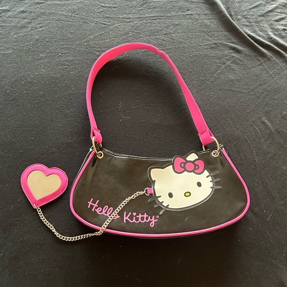 Hello Kitty | Bags | Hello Kitty 200s Bag With Heart Mirror Attached ...